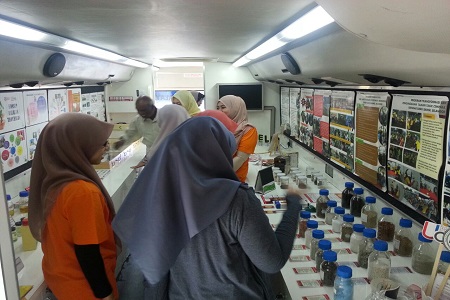 Bas pengembangan UPM menerima kunjungan dari komuniti setempat